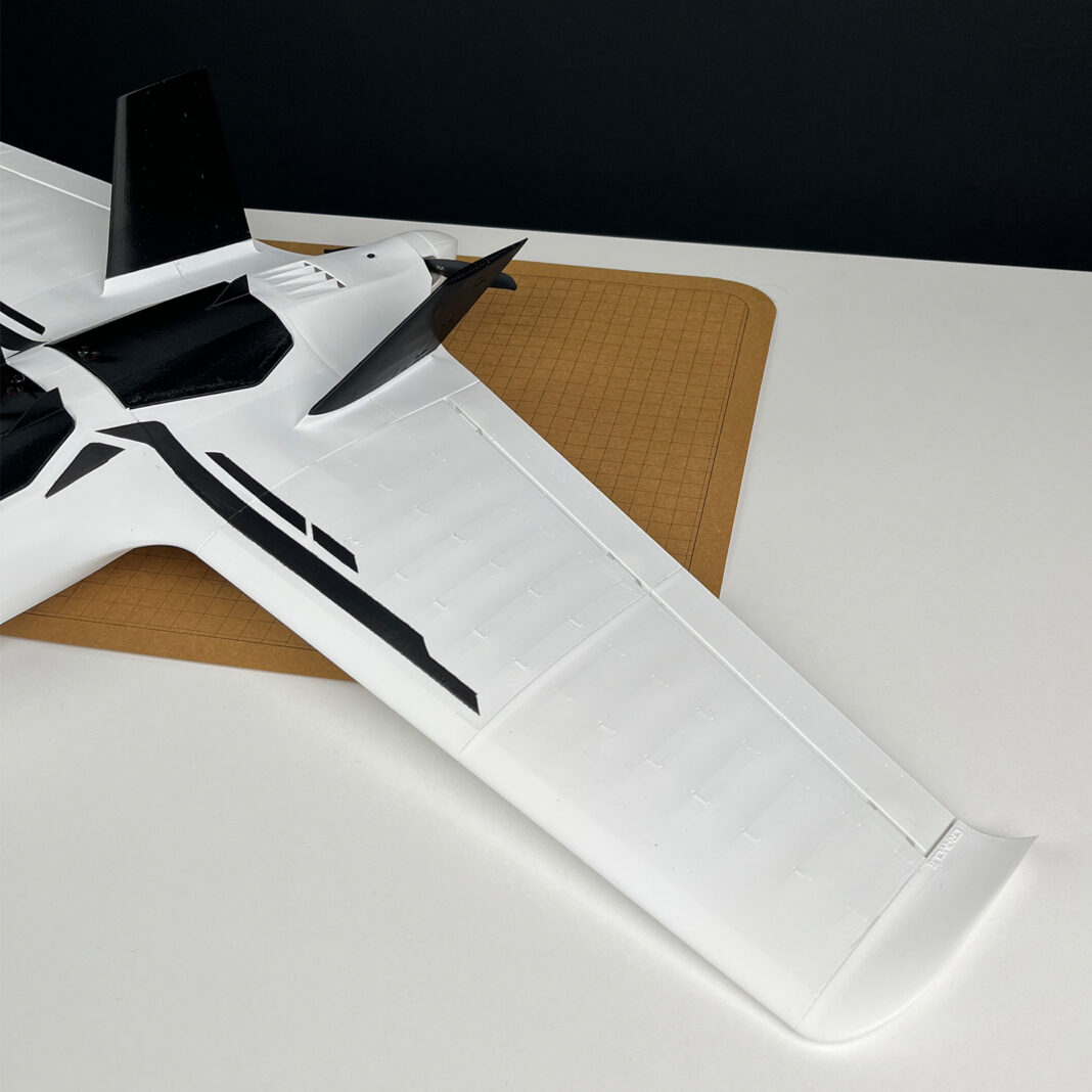 FPV Orca V3 800 mm FPV Wing Airframe Printed Kit - Craycle Hobby